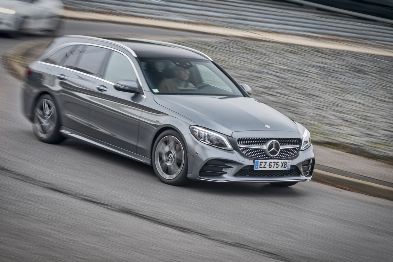 Photo 10 - mercedes c220d amg line - Mercedes Classe C 220d break ...