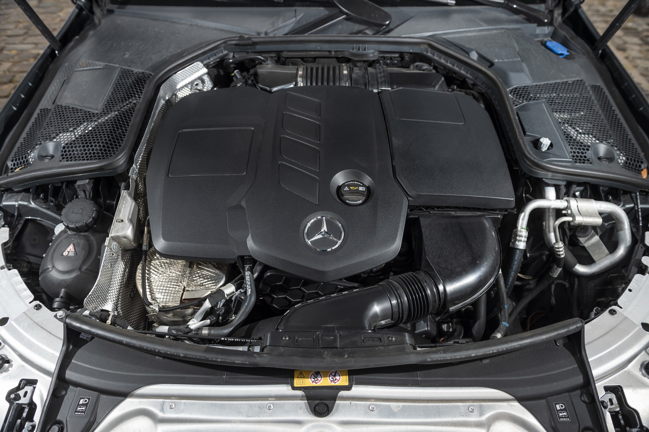 Fiche technique Mercedes C220d break