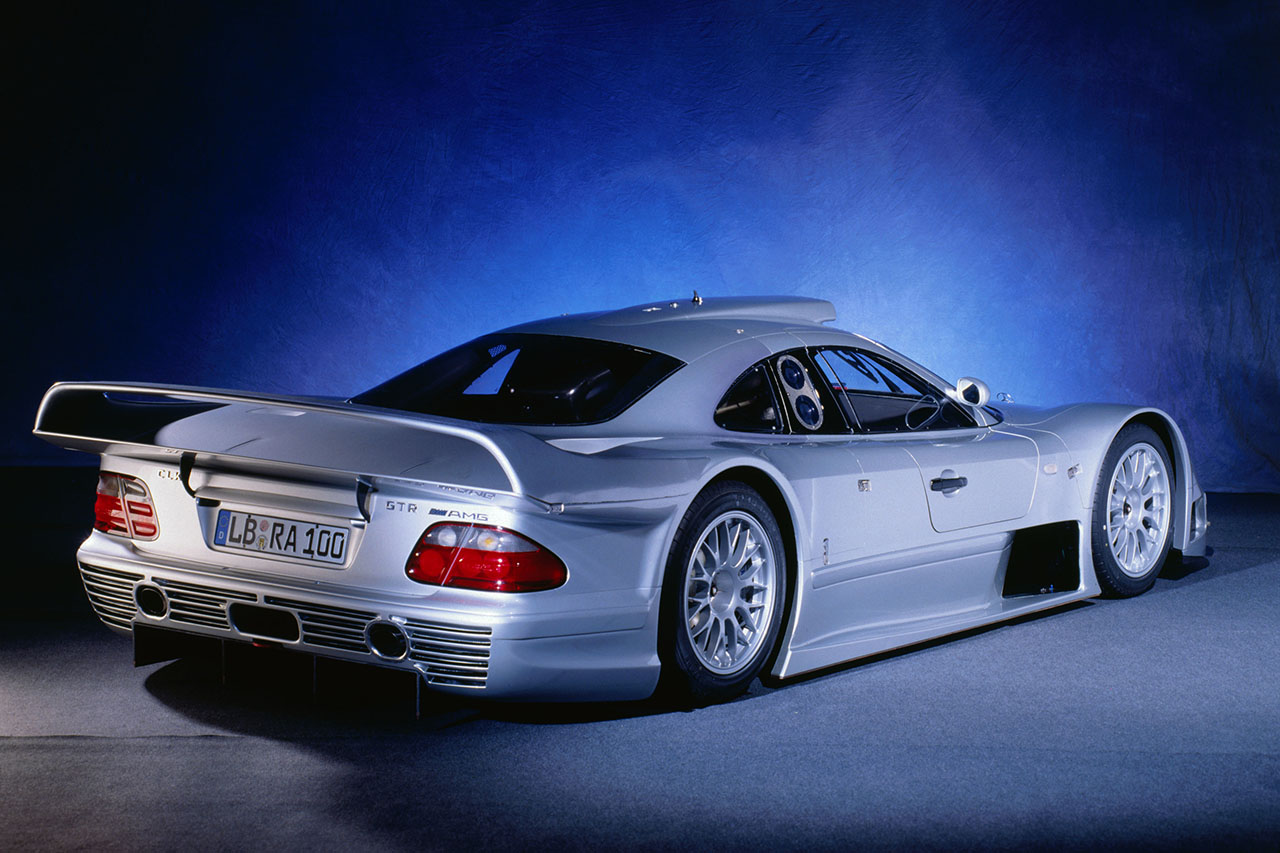 Mercedes CLK GTR : redécouvrez l'ancêtre de la Project One