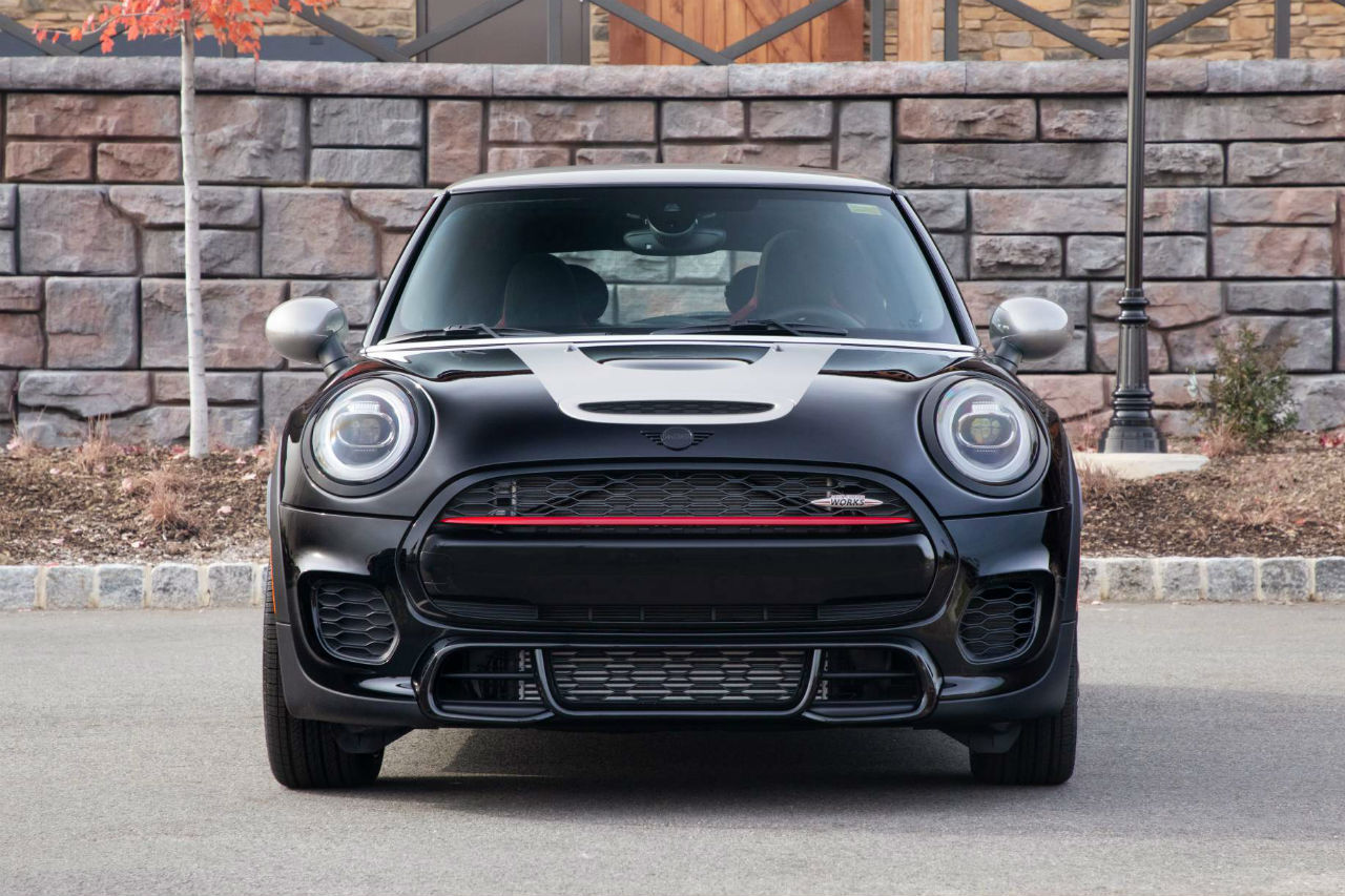 Photo 3 - Mini : une version GP et une JCW Knights Edition pour les ...