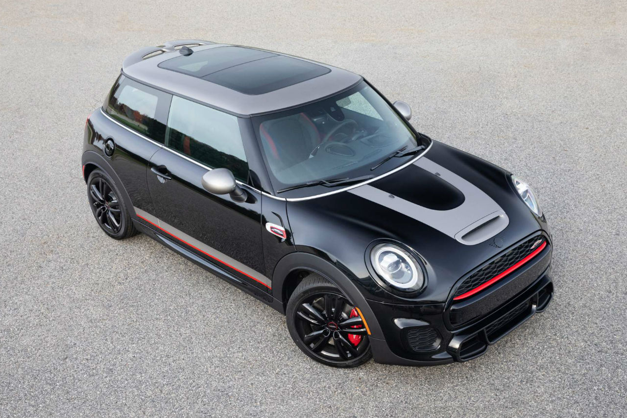 Diaporama et photos - Mini : une version GP et une JCW Knights Edition ...