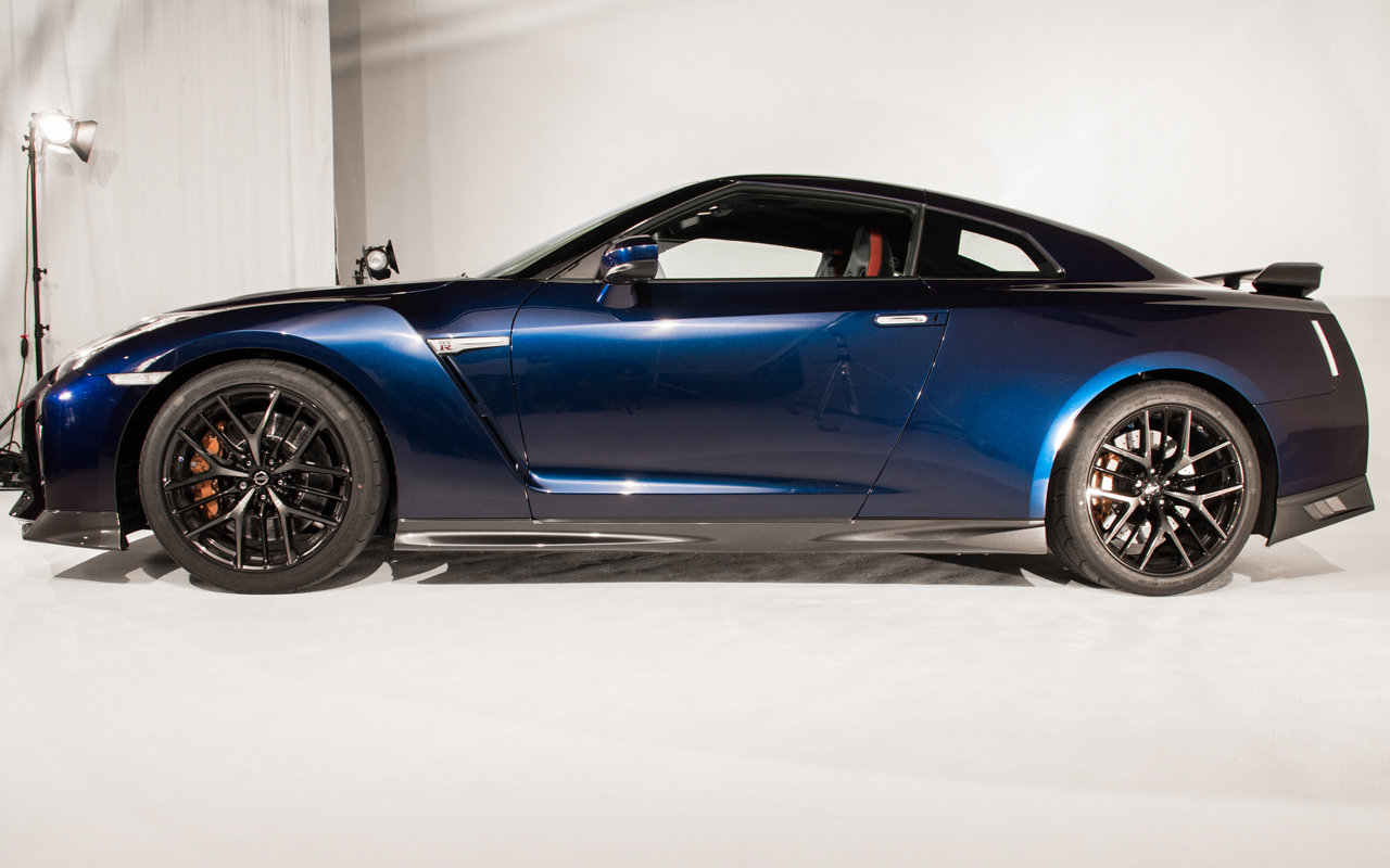 Photo 4 - Nissan GT-R 2016 vue de profil - Nissan GT-R 2016 : vidéo, L ...