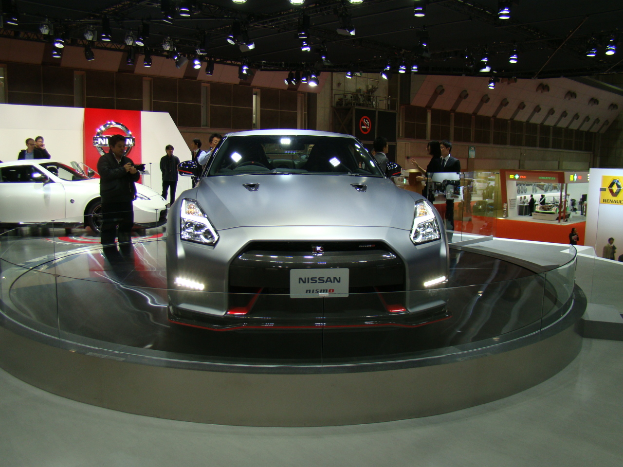 Photo 3 - Nissan GT-R Nismo : la GT-R en mode record au salon de Tokyo 2013