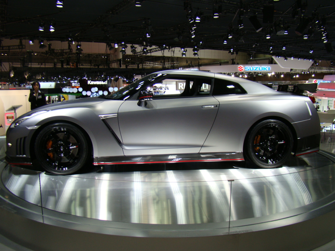 Photo 7 - Nissan GT-R Nismo : la GT-R en mode record au salon de Tokyo 2013