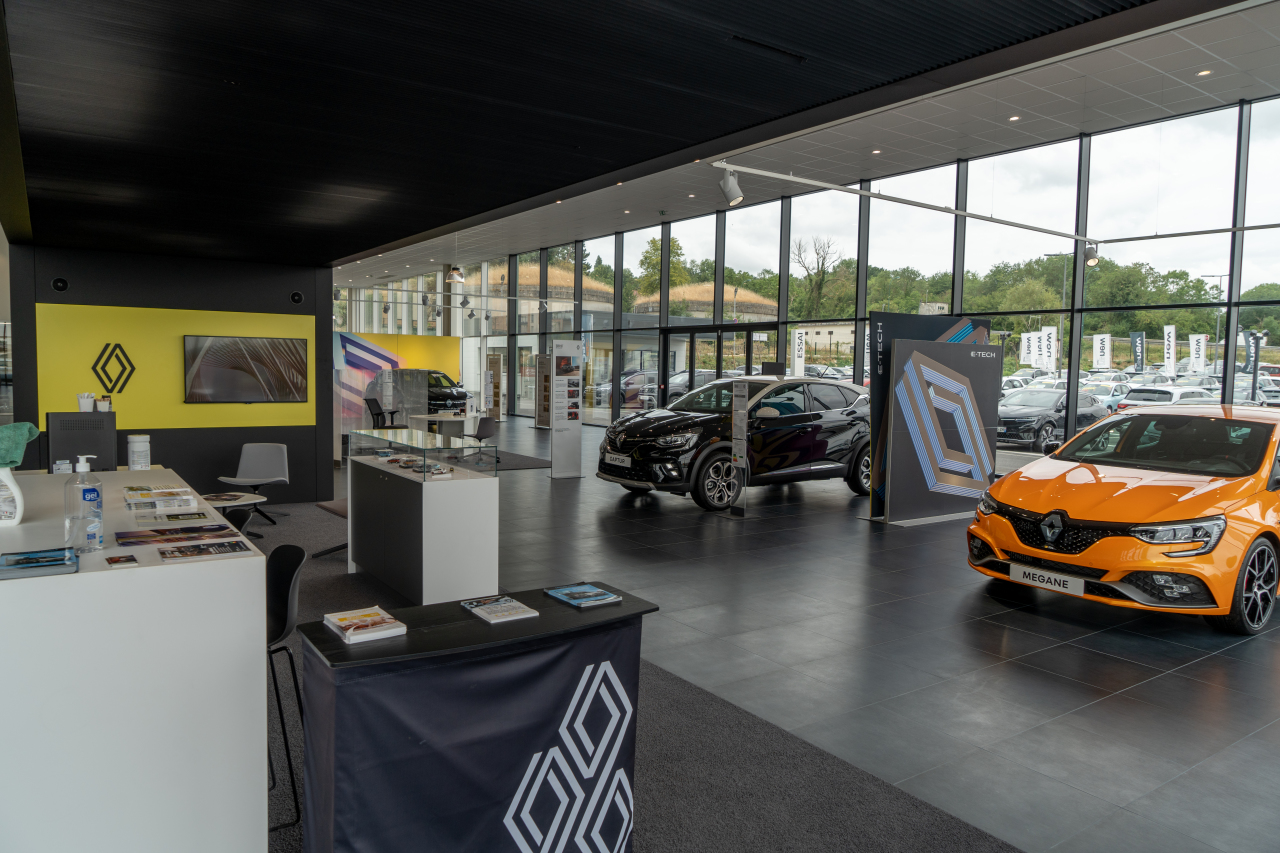 Photo 3 - concession Renault nouvelle identité - Délais de livraison ...