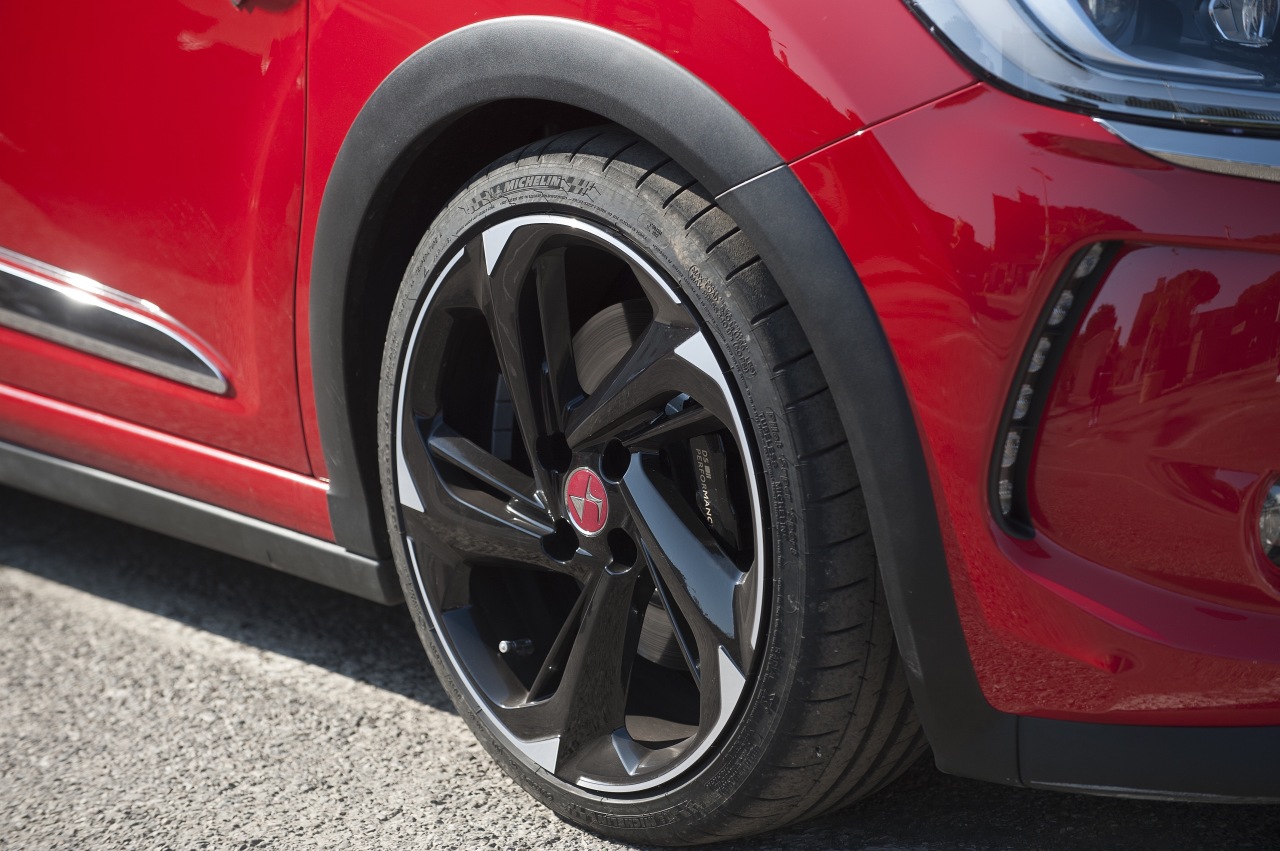 Diaporama et photos - Essai DS3 Performance : notre avis et vidéo sur ...