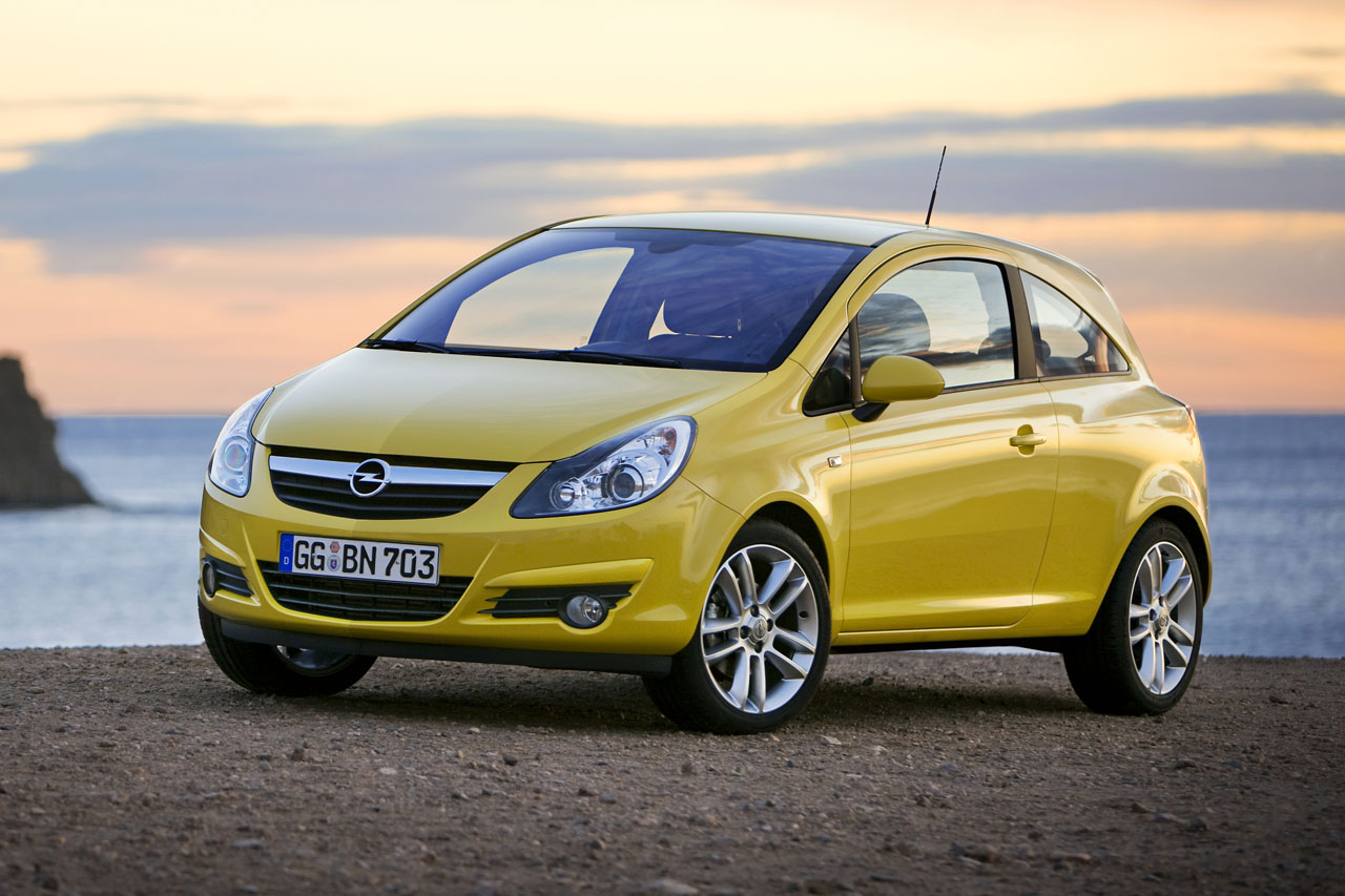 Photo 6 - opel corsa D jaune - Les voitures les plus révisées en France ...