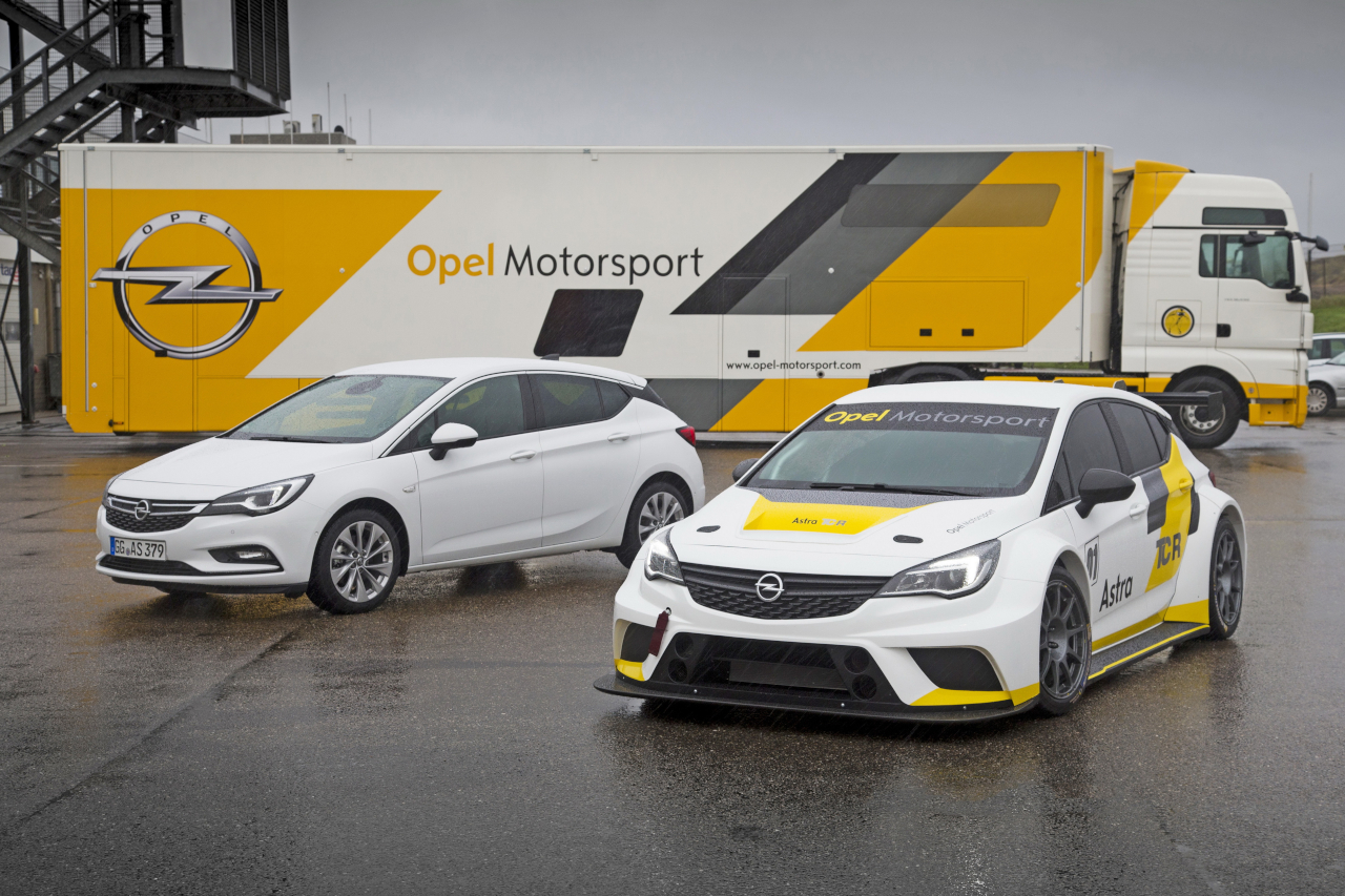 Photo 31 - opel astra wtcr - Saga Opel Astra. L'histoire de la compacte ...