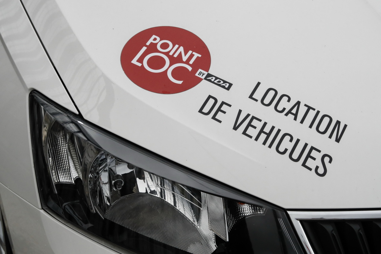 Photo 1 - Point Loc ADA location - ADA vise 900 agences Point Loc à fin ...