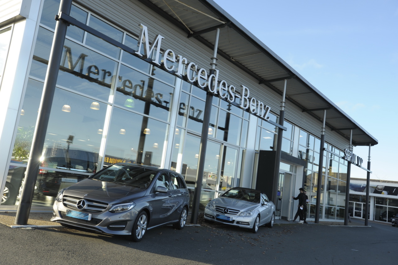 Photo 1 - Etoile du Maine Mercedes-Benz distribution concession - Les ...