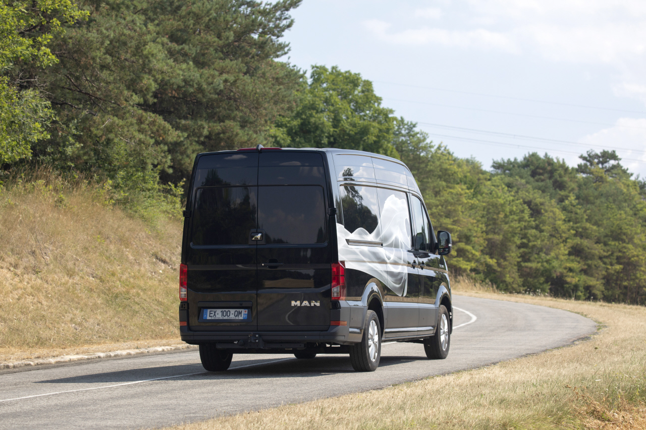 Photo 3 - MAN TGE 3.140 (2018) - Essai MAN TGE 3.140 Standard : un ...