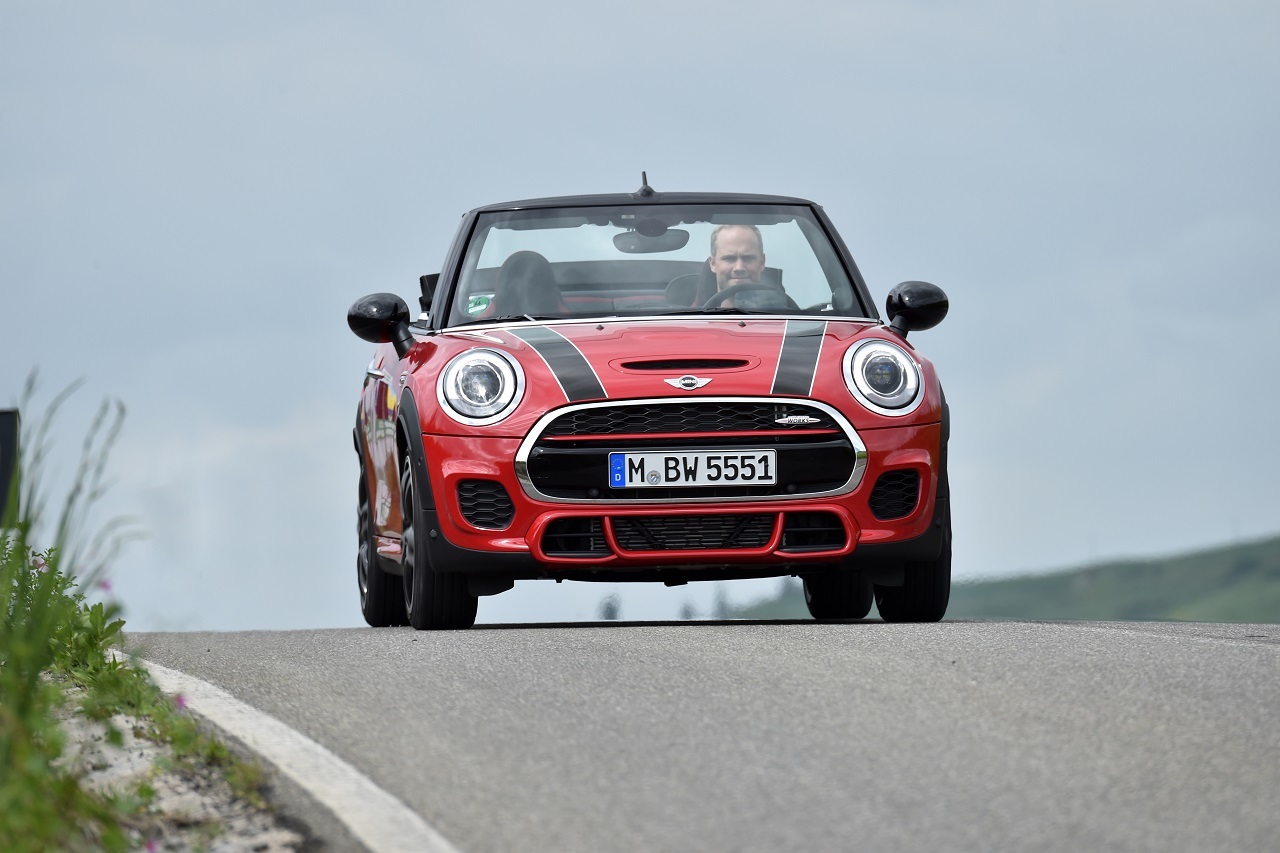 Mini John Cooper Works cabrio (2016) : tout ce qu'il faut savoir | L'Argus
