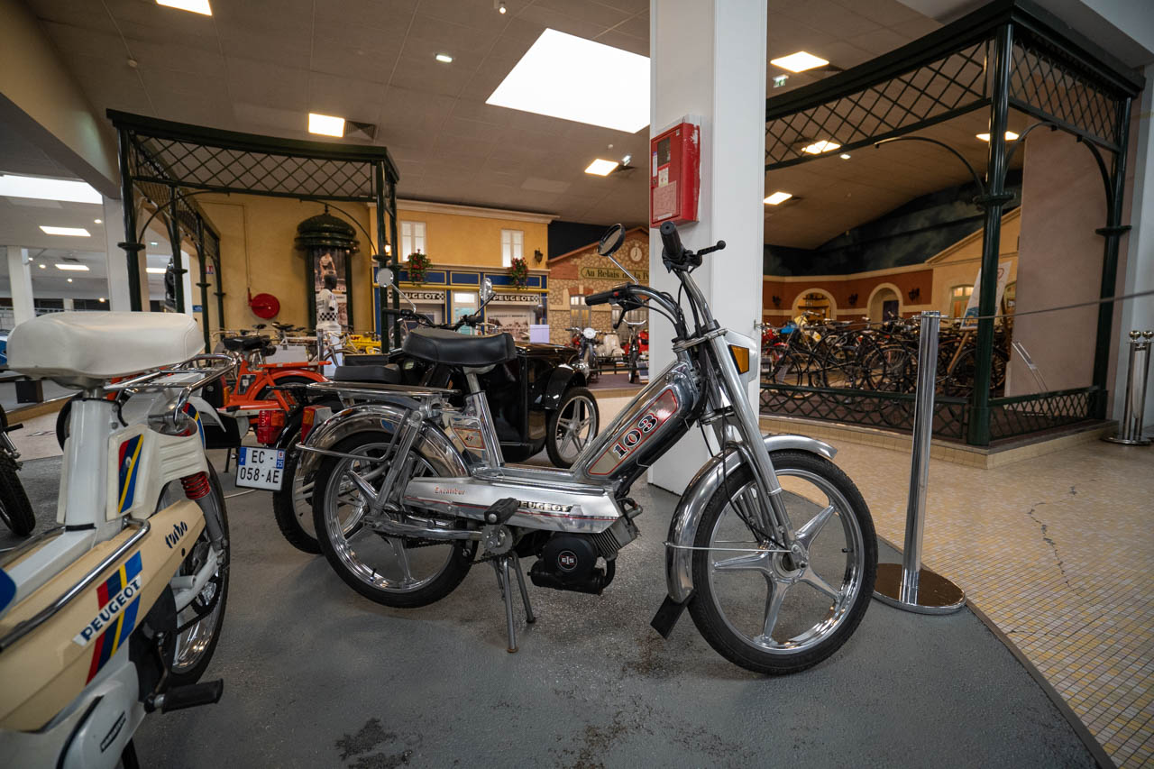 Photo 5 - Peugeot 103 Excalibur - Peugeot 103. Une expo inédite à ...