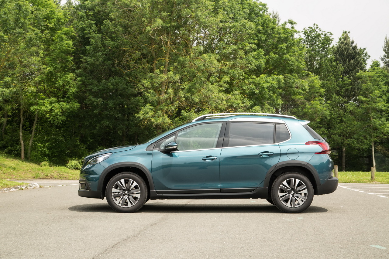 Photo 32 - Essai nouveau Peugeot 2008 : contrer le Renault Captur à ...