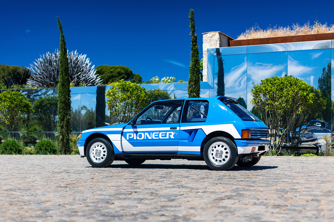 Peugeot 205 T16. L'ultime exemplaire Pioneer vendu 274 160