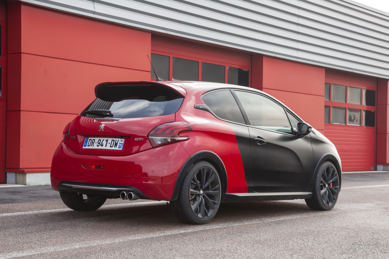 Photo 4 - peugeot 208 gti coupe franche rouge - Peugeot 208 : prix et ...