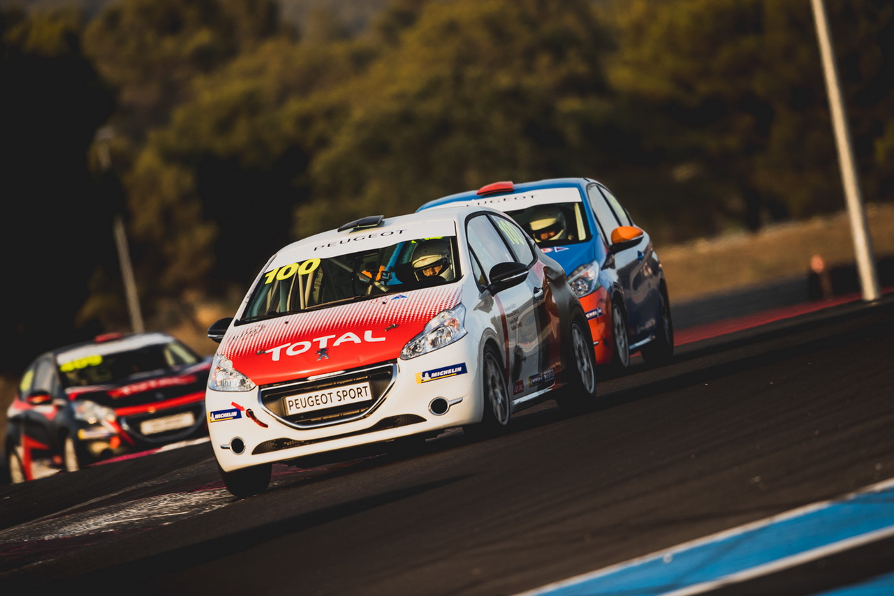 Photo 44 - Revivez nos 12H du Castellet en Peugeot 208 Racing Cup
