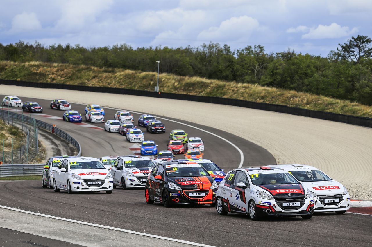 Photo 8 - 208 Racing Cup course à Dijon Prenois 2020 - L'argus sur le ...