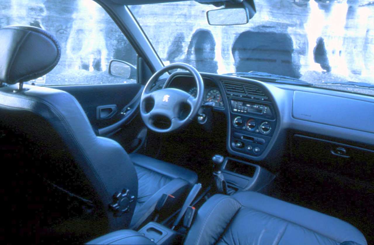 Photo 69 - peugeot 306 interieur - Les modèles Peugeot et Citroën ...