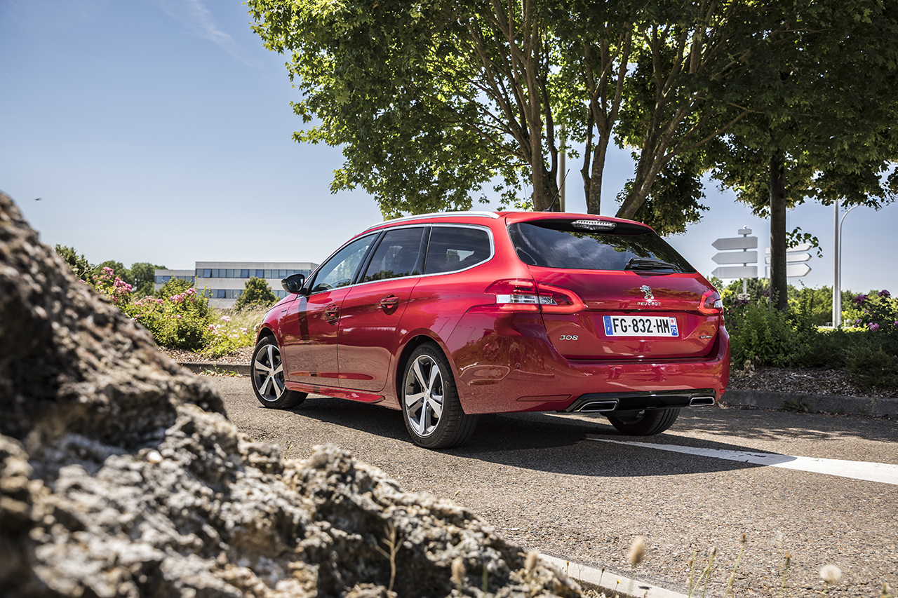 Photo 47 - peugeot 308 sw - Les breaks français, une tradition qui ...