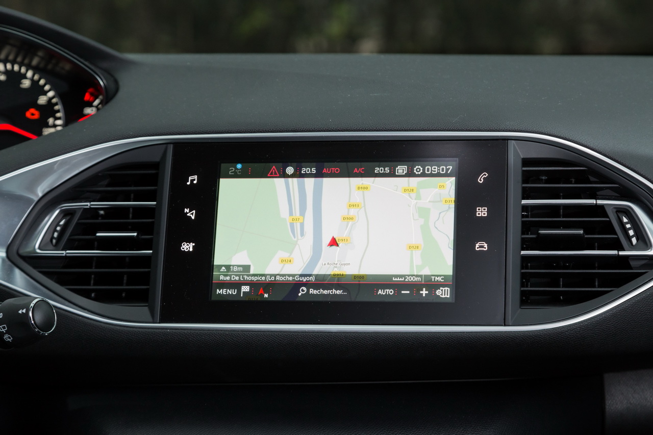 Prix, équipement et fiche technique comparés