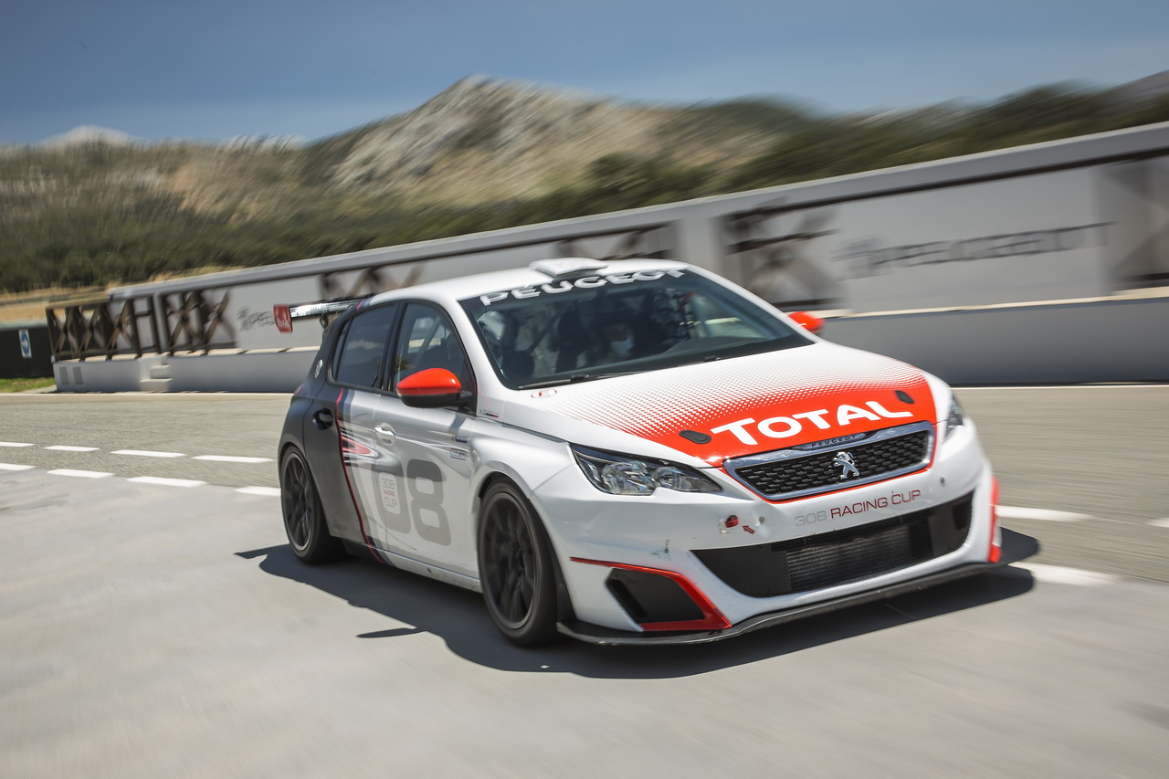 Diaporama et photos - Essai course : Peugeot 308 Racing Cup, la GTi XXL ...