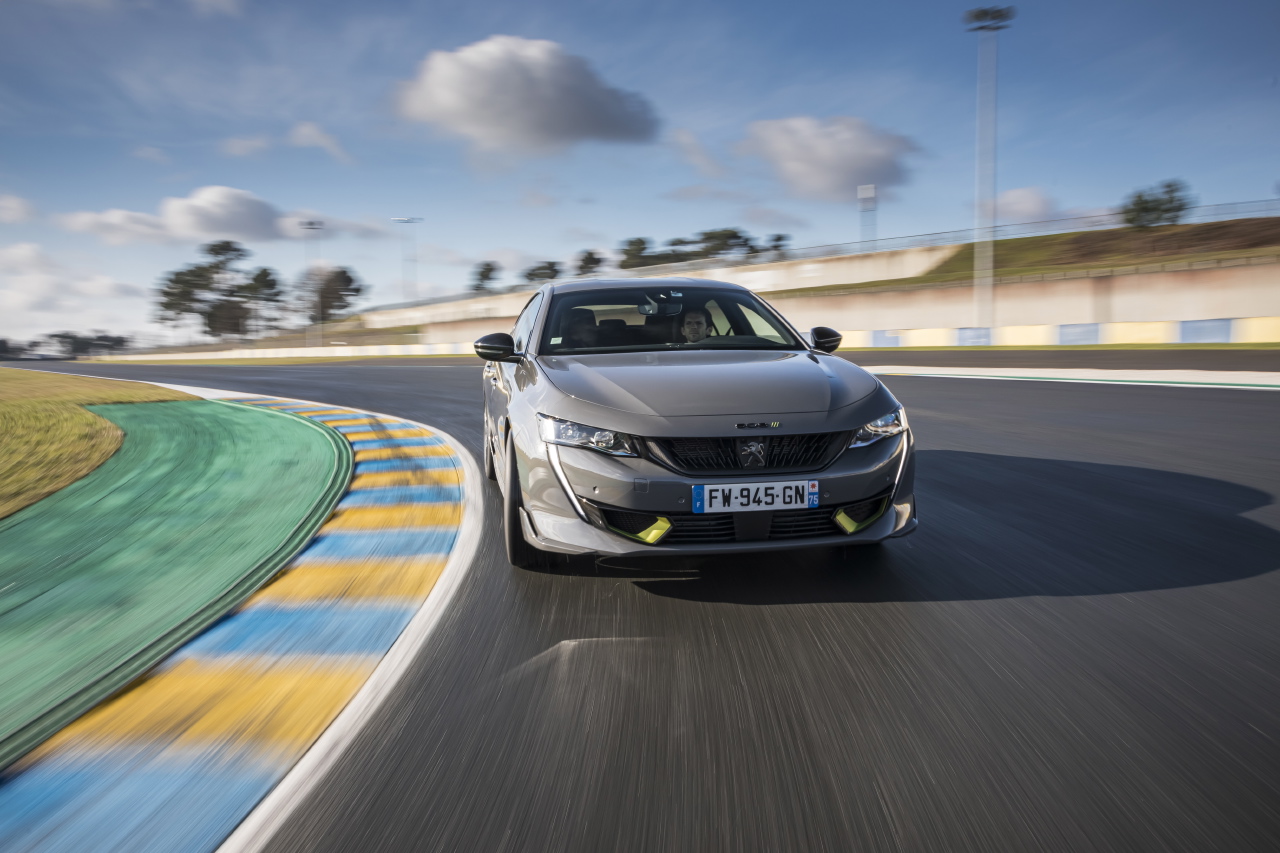 Peugeot 508 PSE. Prix, performances... tout sur la 508 sportive