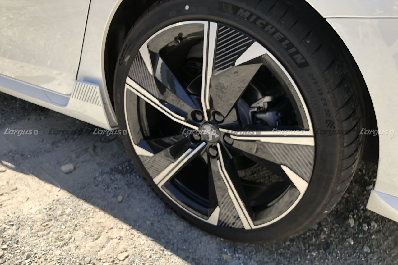 Diaporama et photos - Peugeot 508 SW PSE. Premières photos de la version break | L'Argus