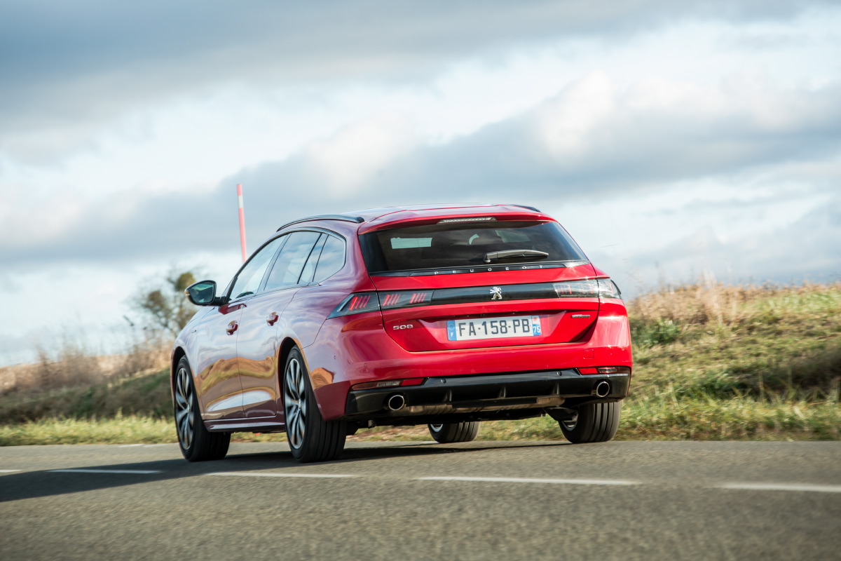 Photo 22 - plan serré Peugeot 508 SW PureTech 180 GT Line - Essai ...