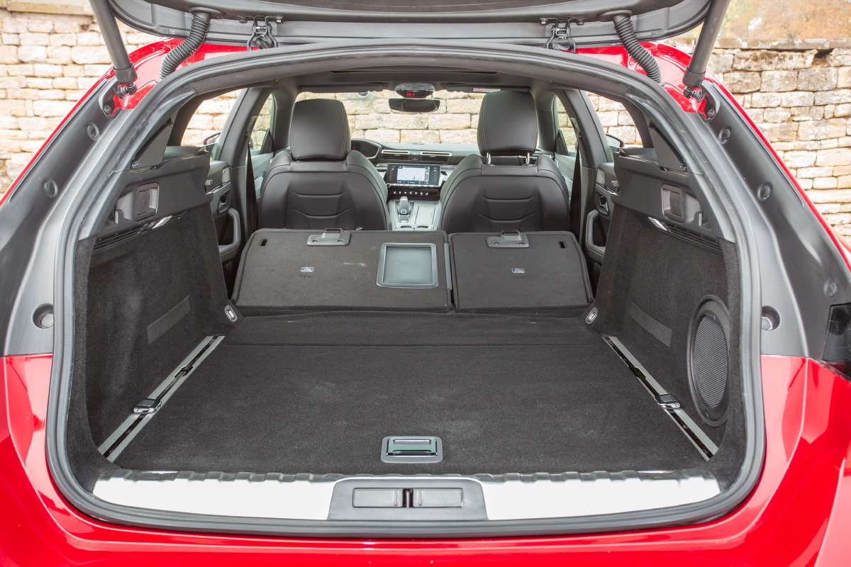 Photo 55 - Coffre 2 places Peugeot 508 SW PureTech 180 GT Line - Essai ...