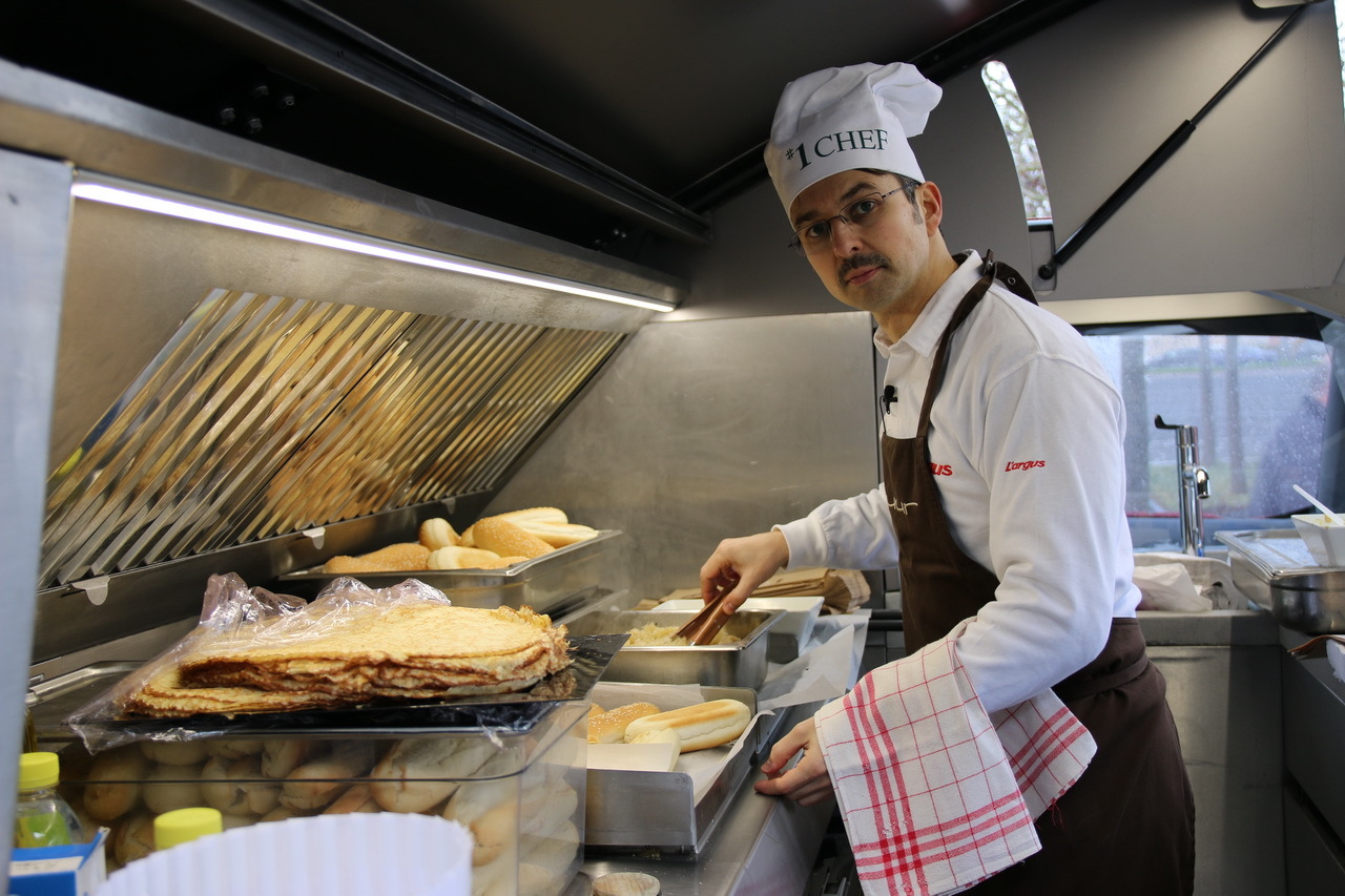 Nouveautés Peugeot 2016 : L'argus.fr à bord du food truck Peugeot