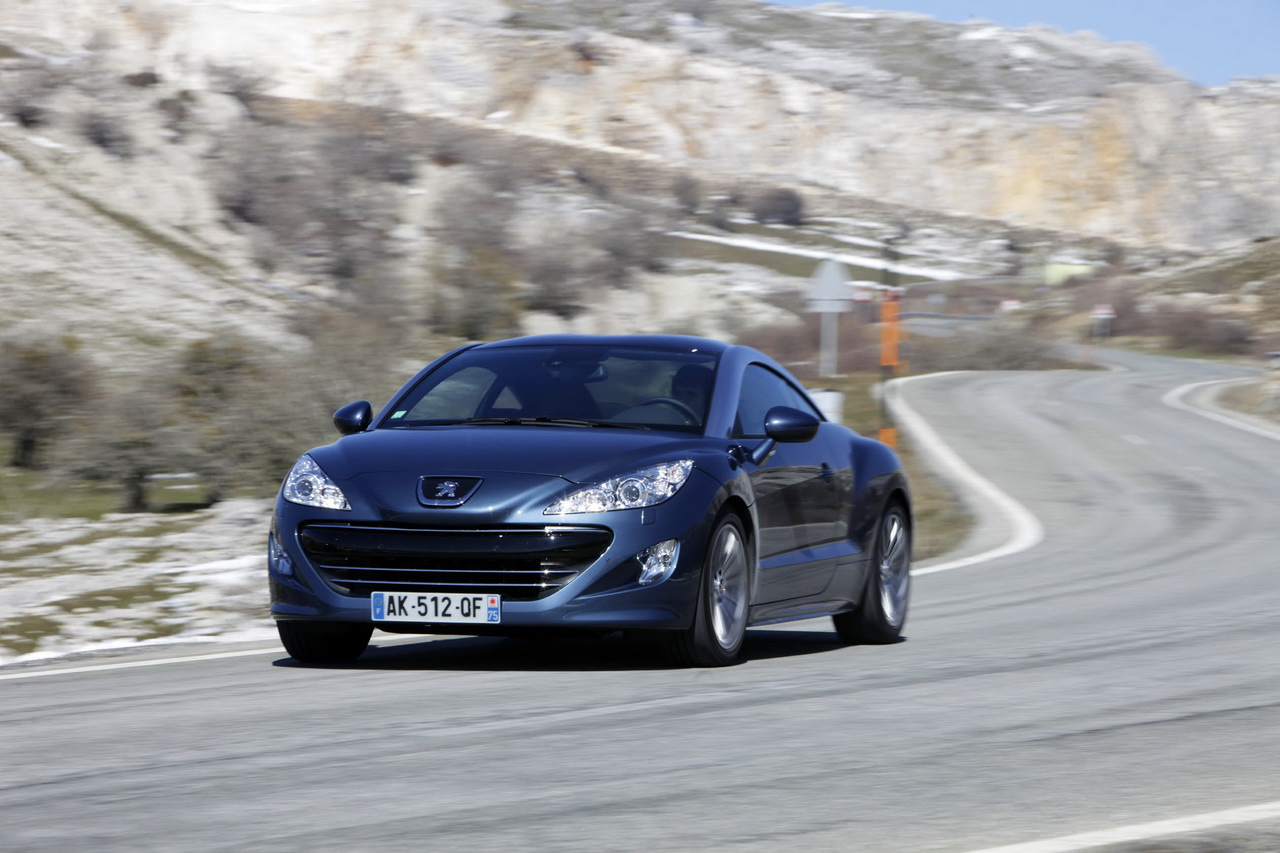 Photo 6 - Peugeot RCZ virages - Peugeot 308 Coupé. La Toyota GR86 mange ...