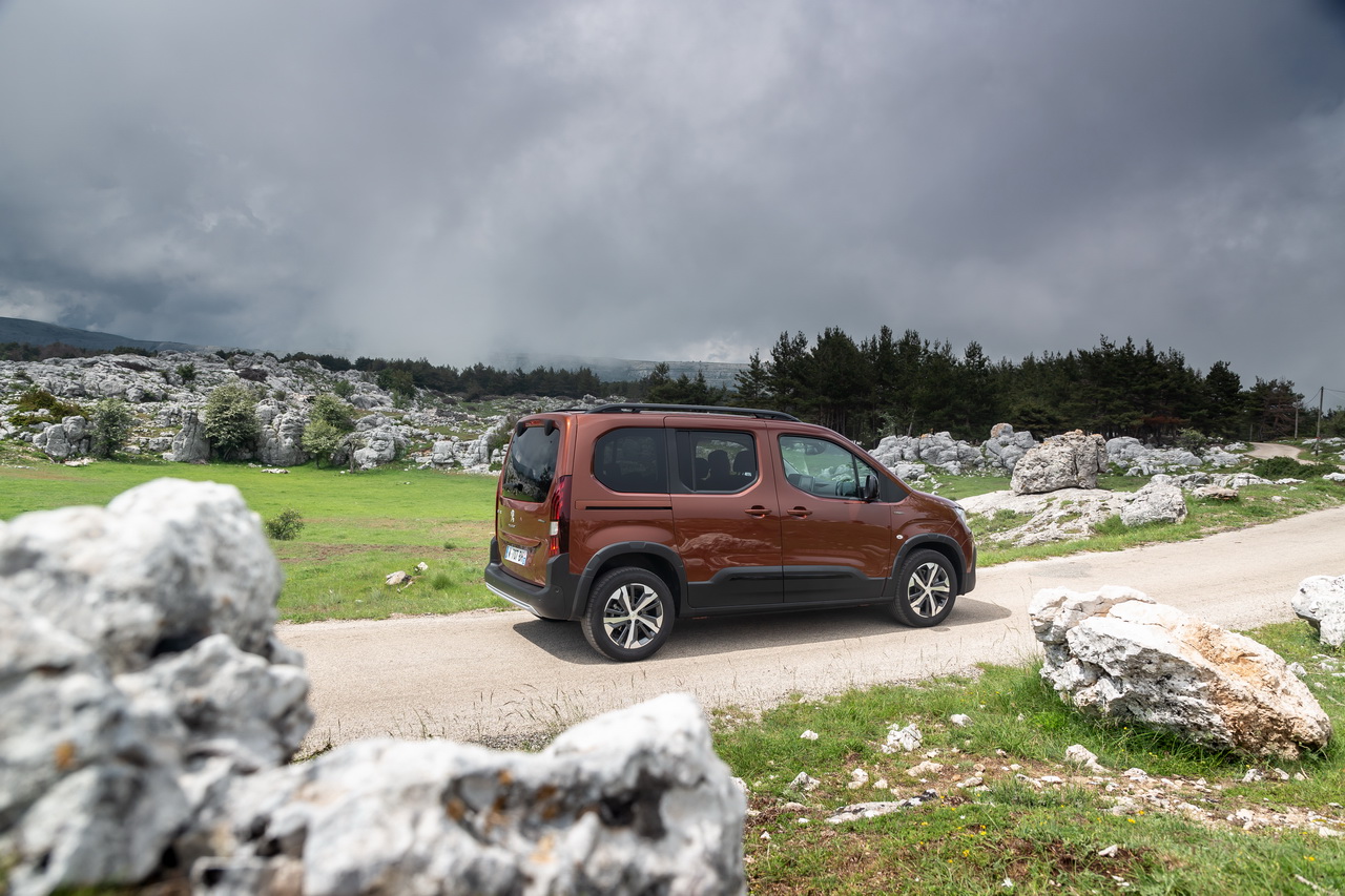 Diaporama et photos - Essai Peugeot Rifter GT Line : il se prend pour ...