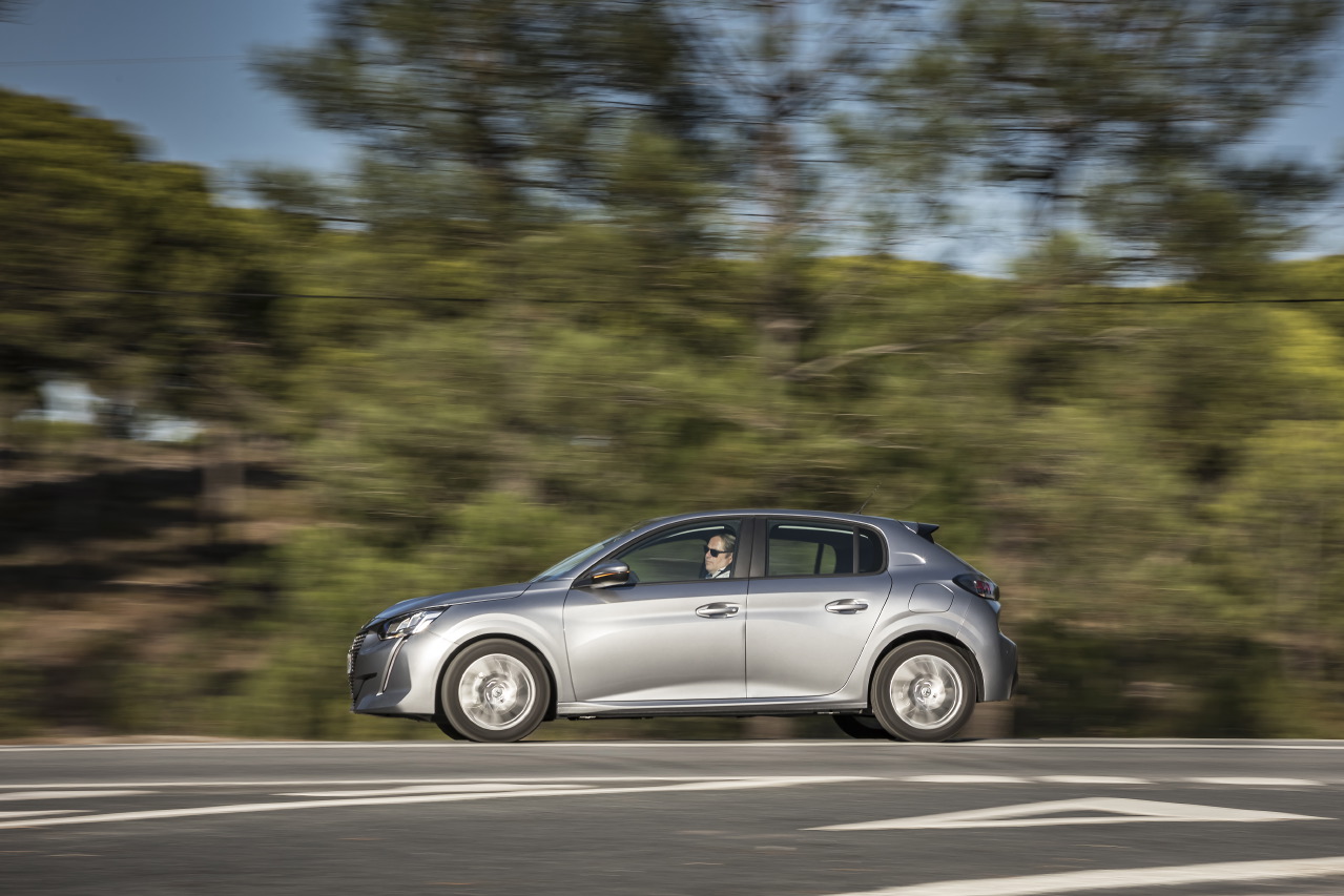 Photo 22 - Filé droite-gauche Peugeot 208 Puretech 75 Active - Essai ...