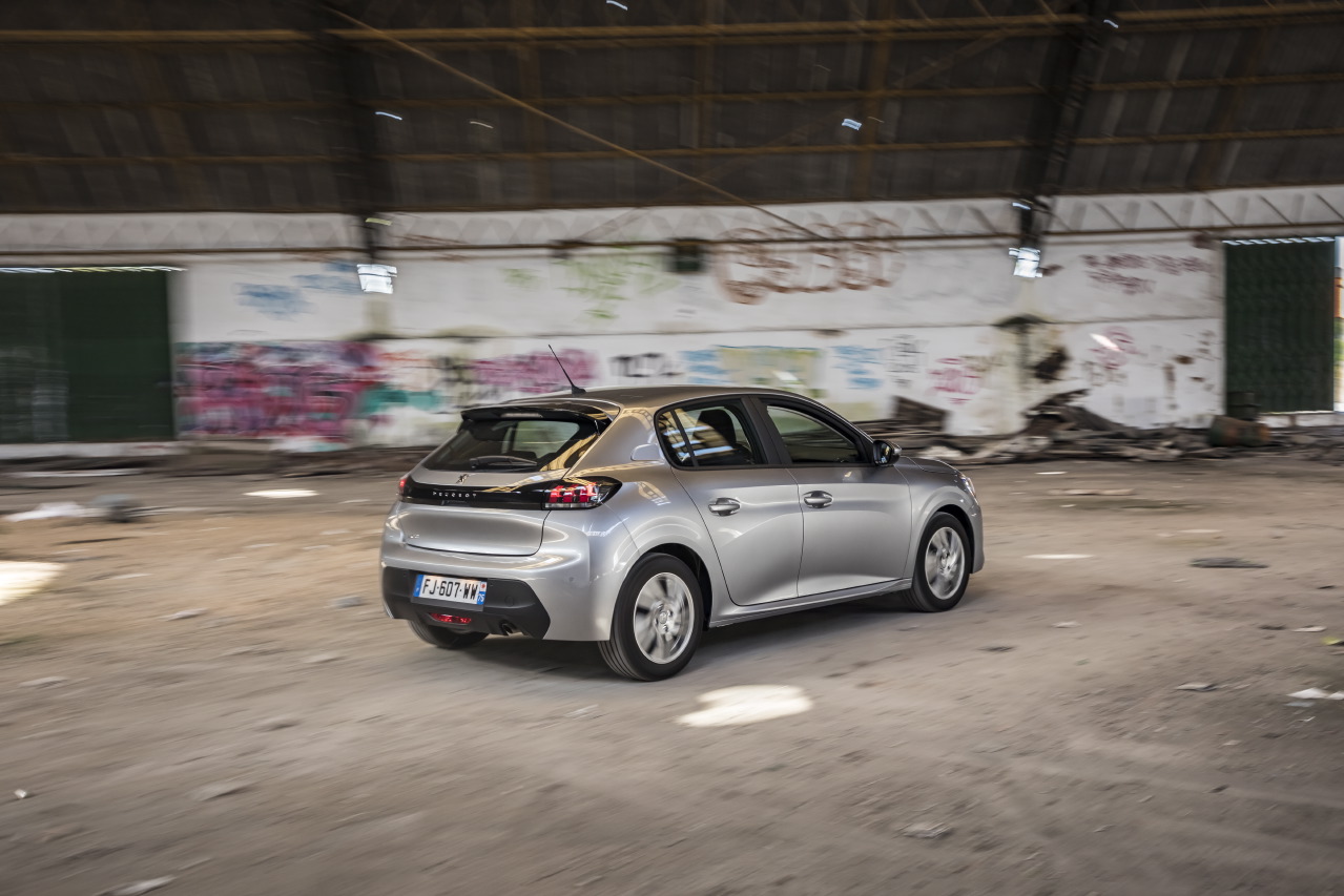 Diaporama et photos - Essai Peugeot 208 1.2 PureTech 75 : le test de la ...