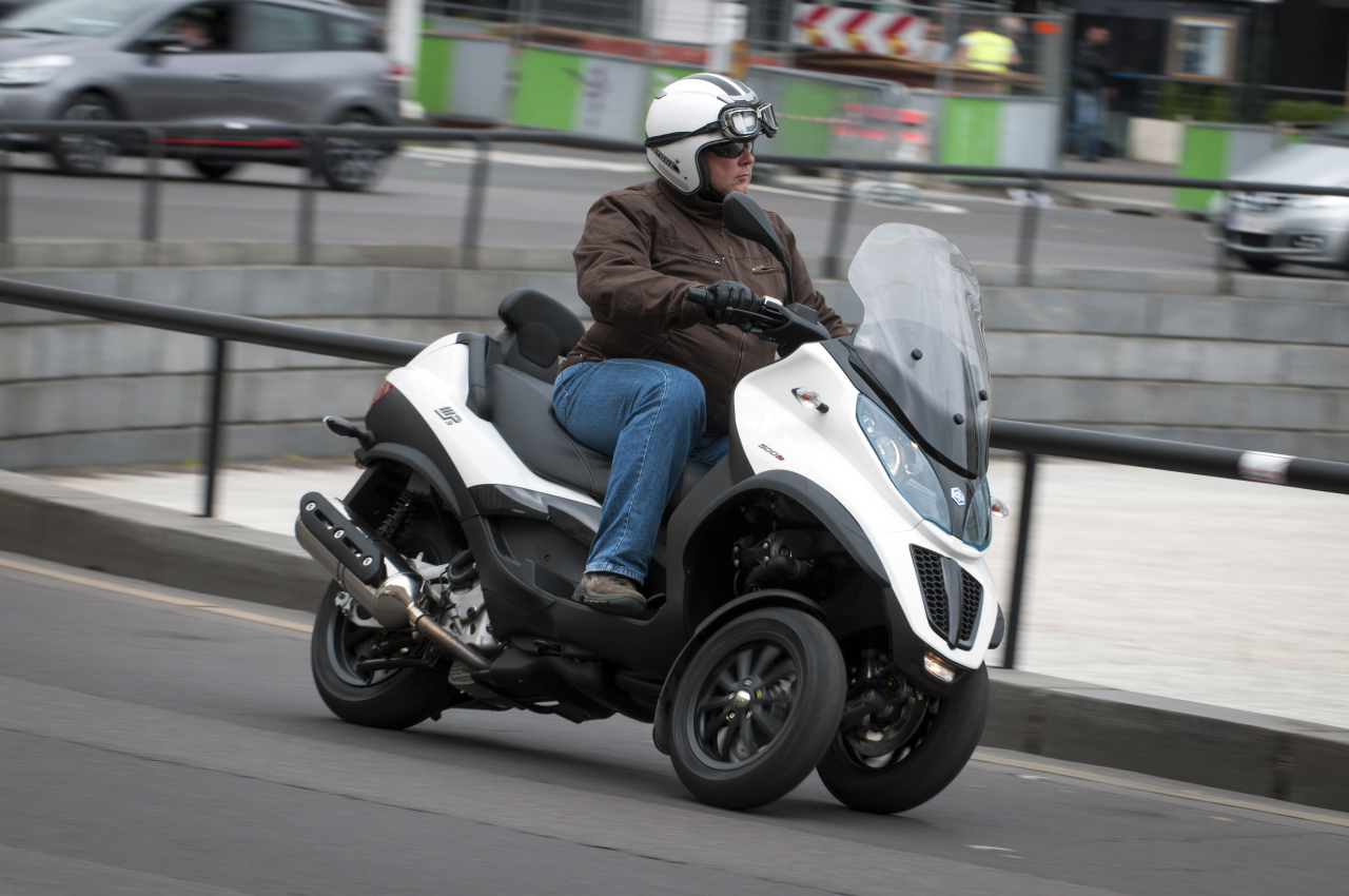 Tous les tricycles du groupe Piaggio pour les titulaires du permis B ...