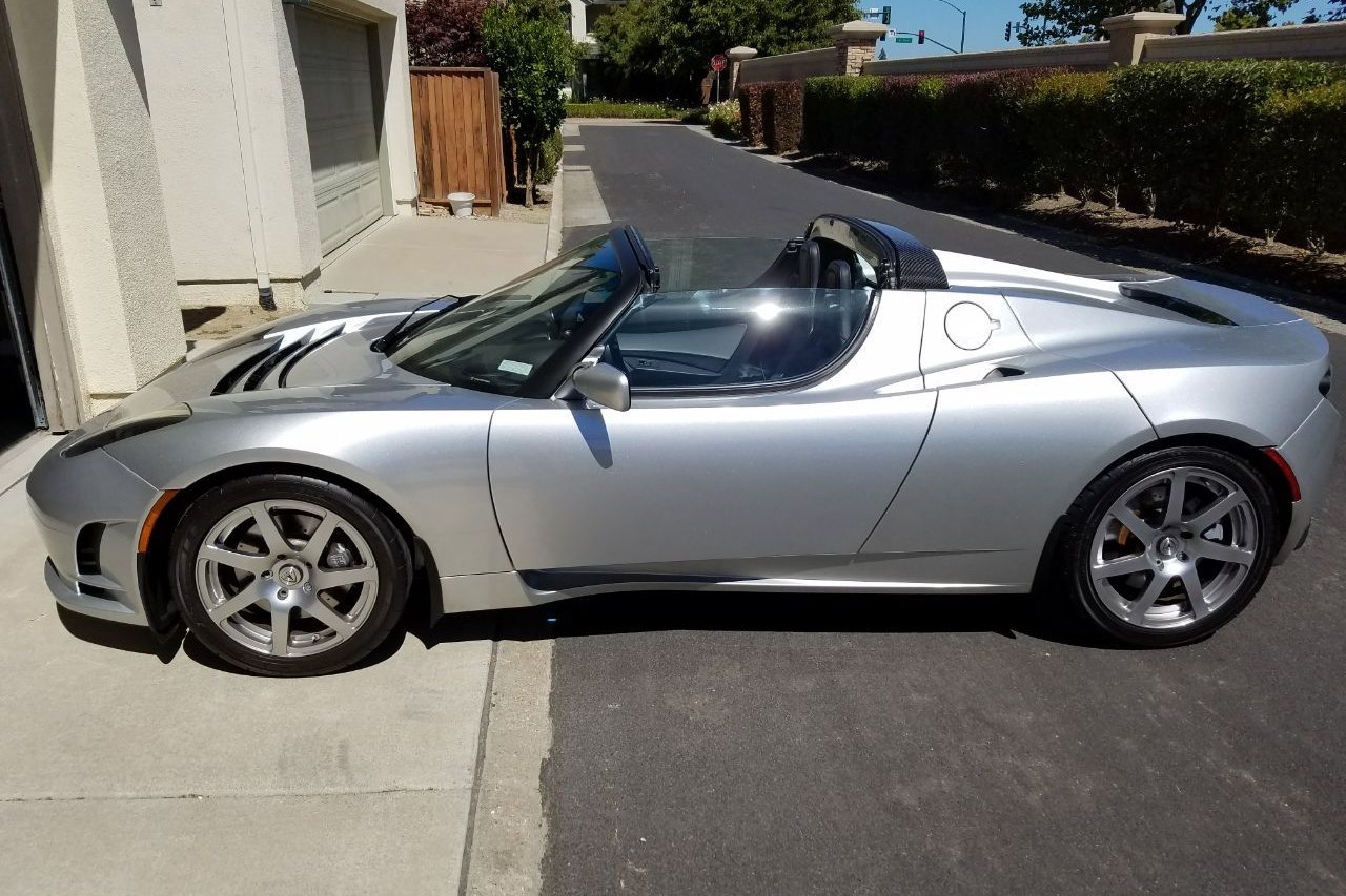 Photo 3 - Prototype Tesla Roadster - Un prototype de Tesla Roadster aux ...