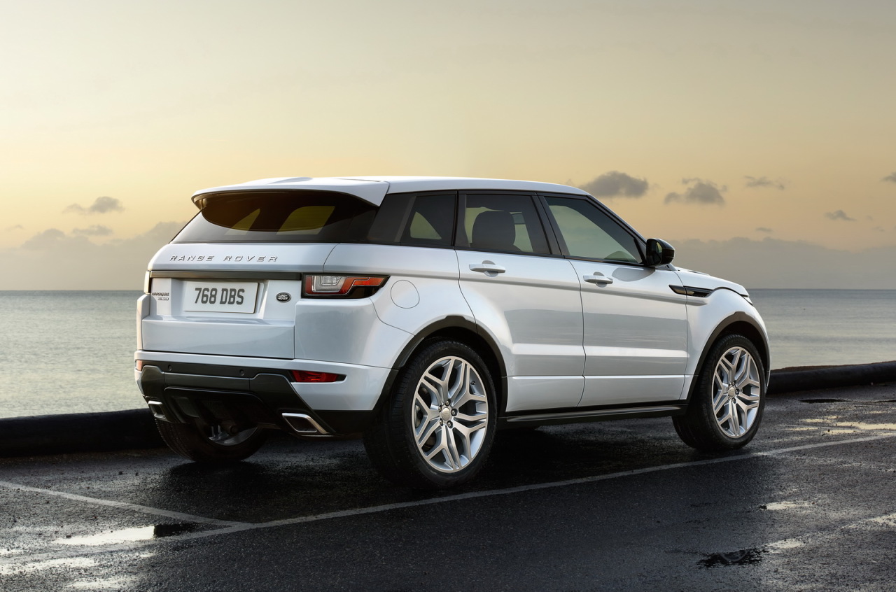 Range Rover Evoque (2015) : léger restylage et nouveau moteur - Photo ...