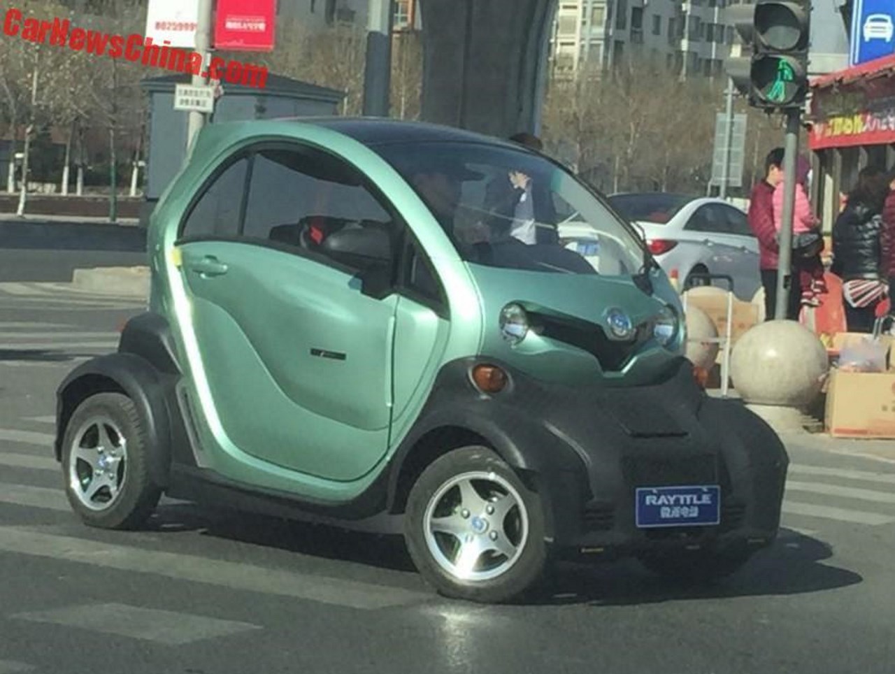 Rayttle E28, le clone du Renault Twizy de nouveau repéré en Chine