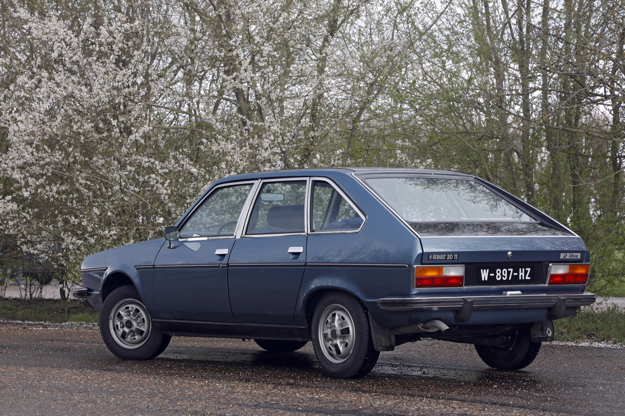 Essai rétro : la Renault 20 TS en vidéo