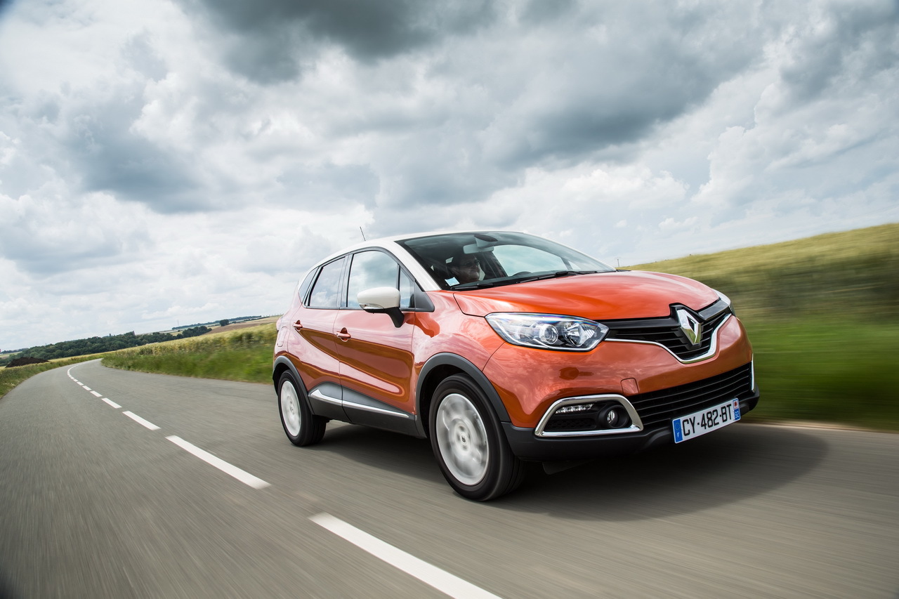 Photo 50 - Essai Citroën C4 Cactus vs Renault Captur : le match de ...