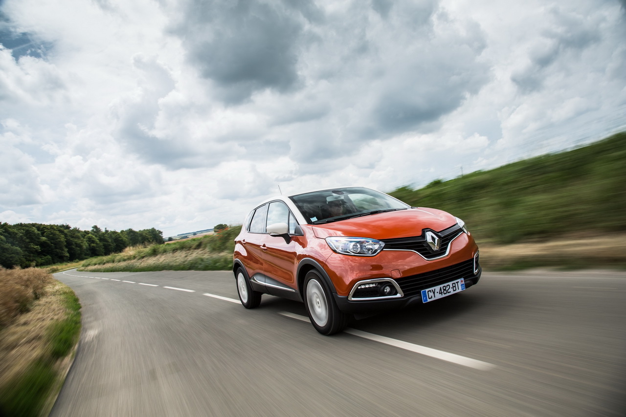 Photo 51 - Essai Citroën C4 Cactus vs Renault Captur : le match de ...