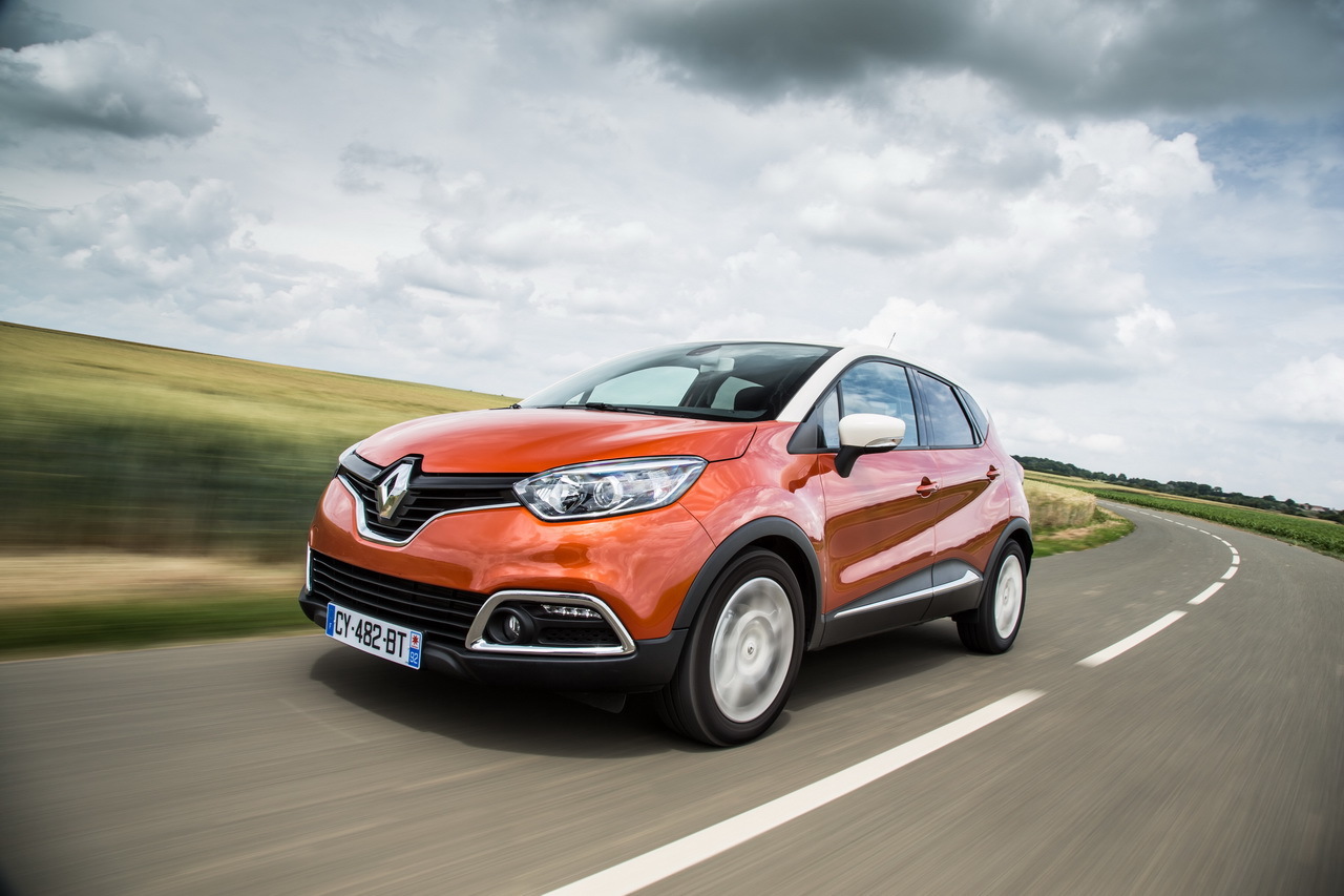 Photo 54 - Essai Citroën C4 Cactus vs Renault Captur : le match de ...