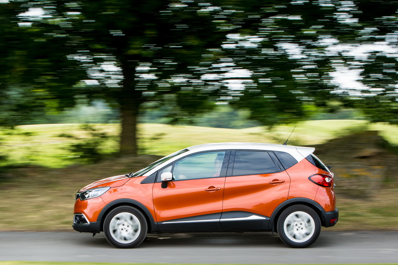 Photo 59 - Essai Citroën C4 Cactus vs Renault Captur : le match de ...