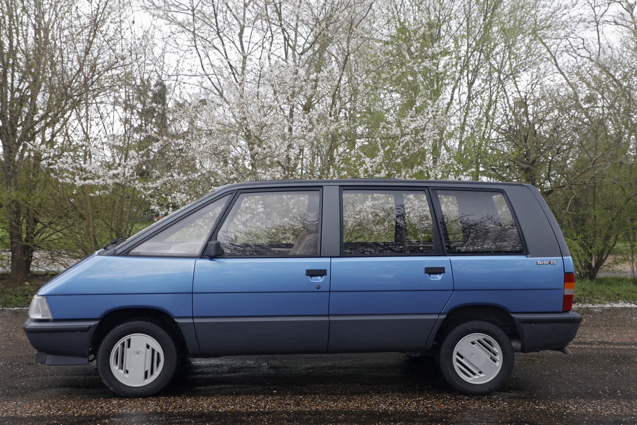 Essai rétro Renault Espace : retour sur le pionnier des monospaces