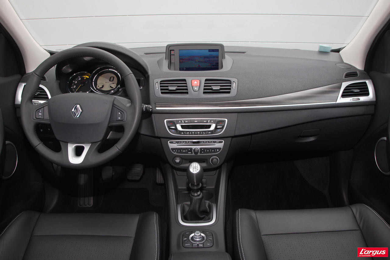 Photo 24 - renault mégane 3 intérieur - Renault Mégane. L'histoire de ...