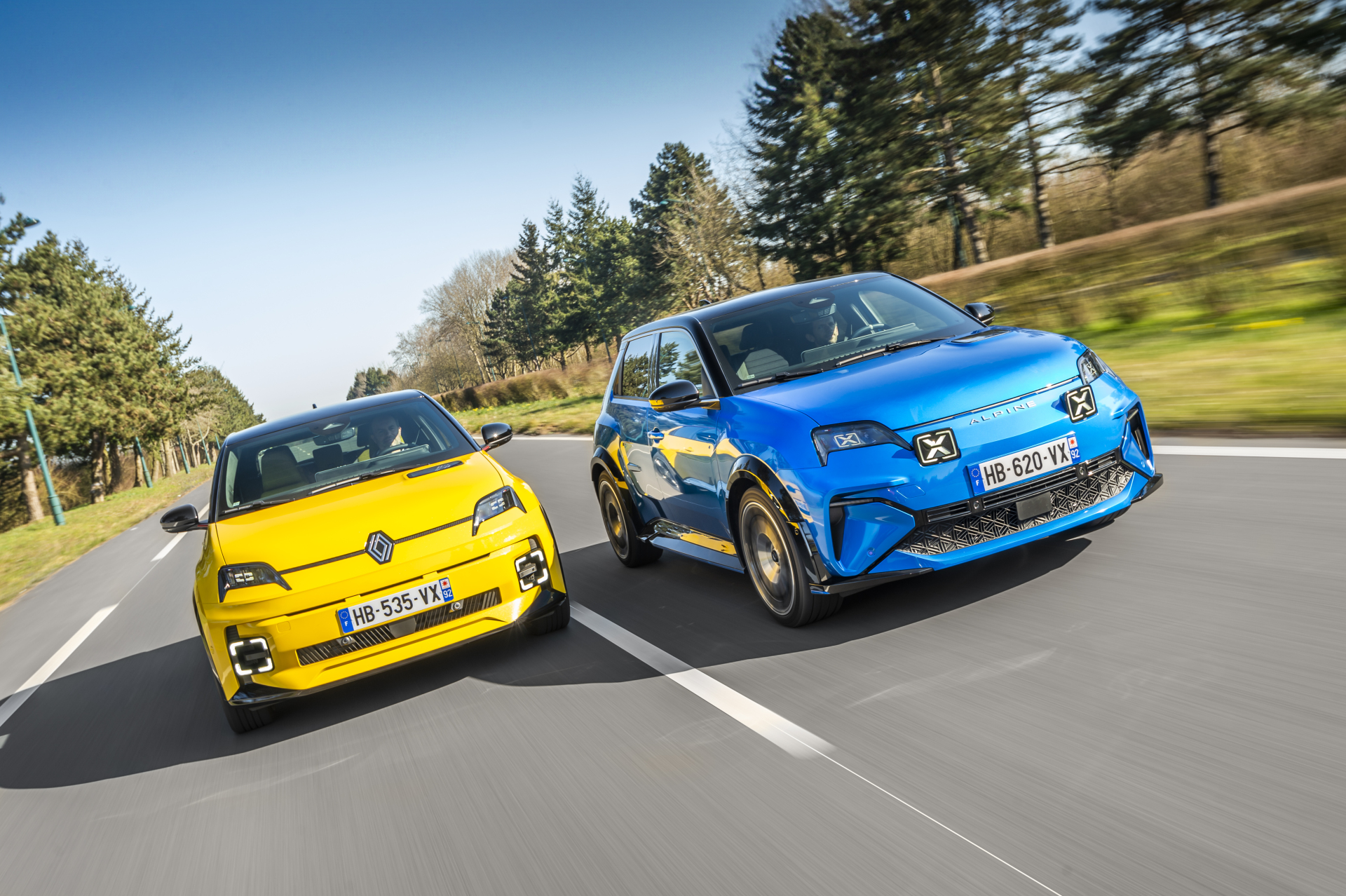 Renault Goelette, Estafette et Trafic E-Tech. Les fourgons électriques ...