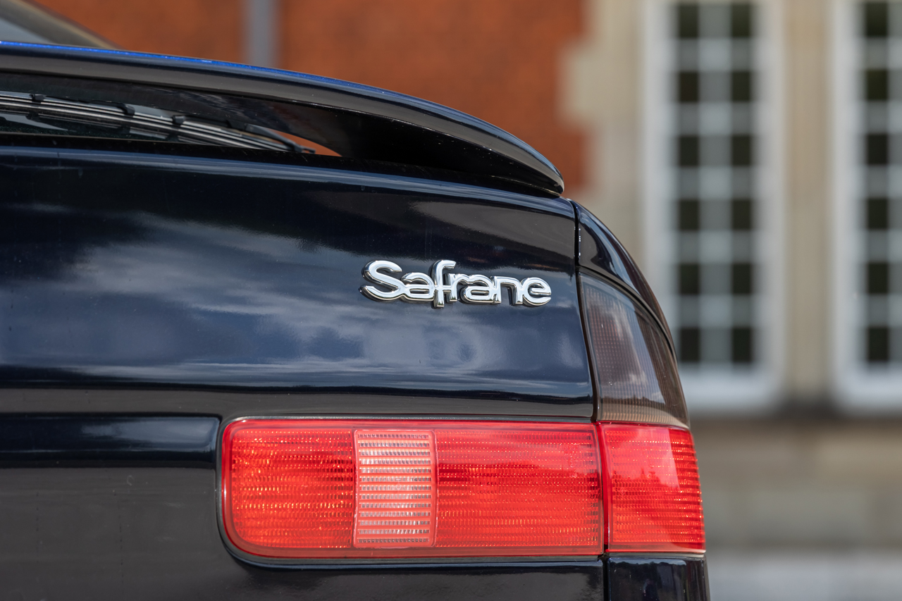 Photo 37 - Renault Safrane 2.5 performances - Essai rétro. Renault Safrane, une solide trentenaire