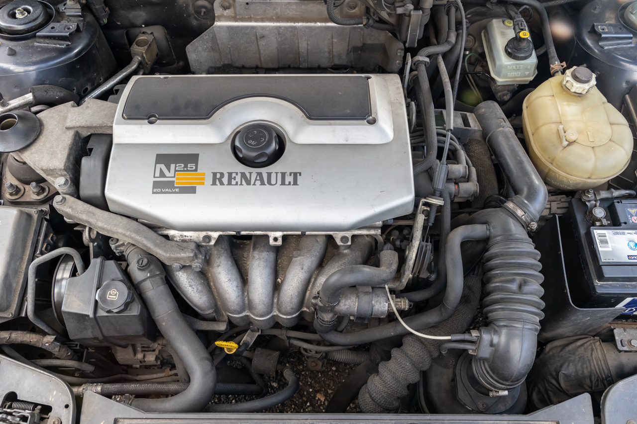 Photo 54 - moteur Renault Safrane 2.5 - Essai rétro. Renault Safrane ...