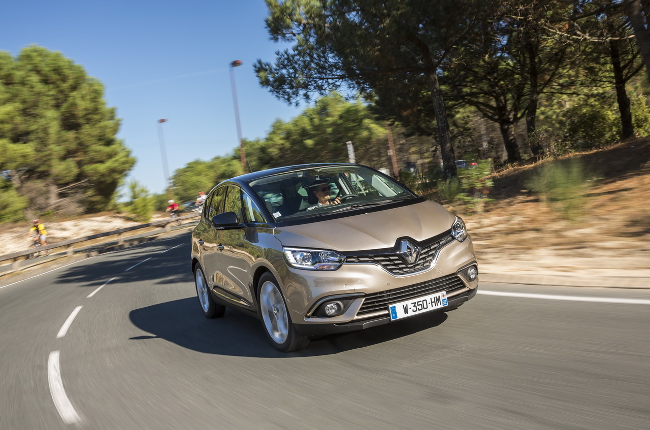 Essai Renault Scénic 4 dCi 110 EDC7 : le test du Scénic automatique